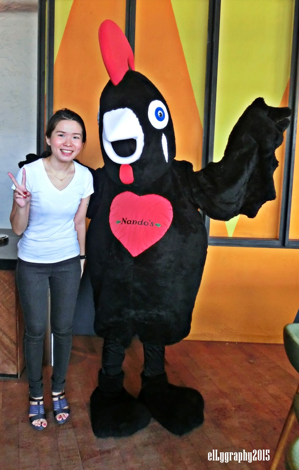 Make.Life.Meaningful: Nando's Finally Hatched in Kuching!