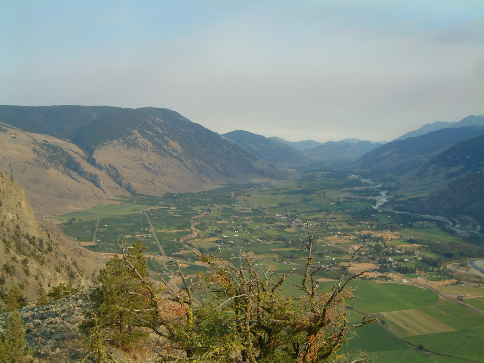 daybyday: Keremeos Columns
