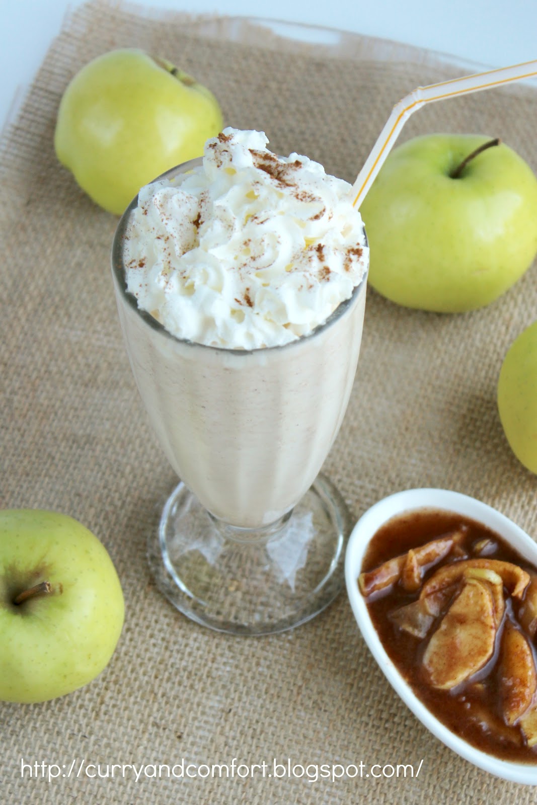 Kitchen Simmer: Apple Pie Milkshake