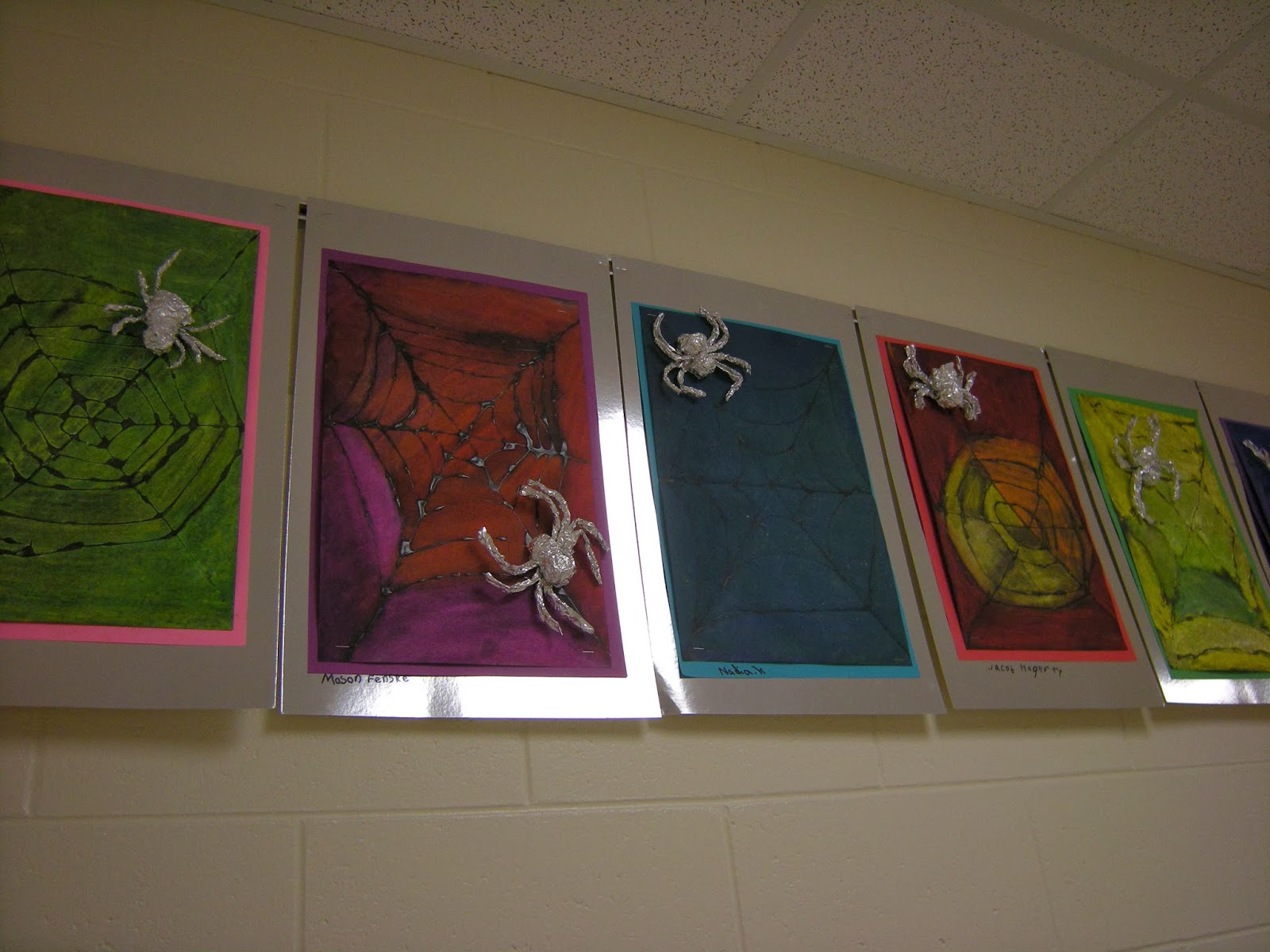 Artolazzi: Chalk Spiders in a Web