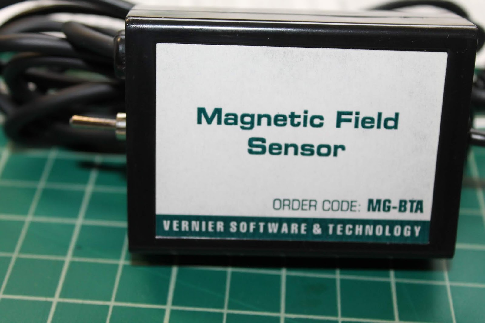 Physics is supposed to be fun!: Vernier Magnetic Field Sensor MG-BTA ...