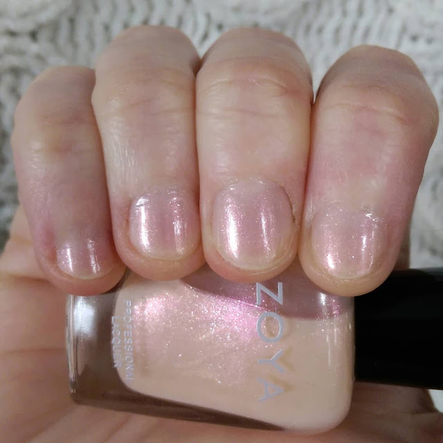 Stumpy Nails by StephanieNics | A nail polish blog
