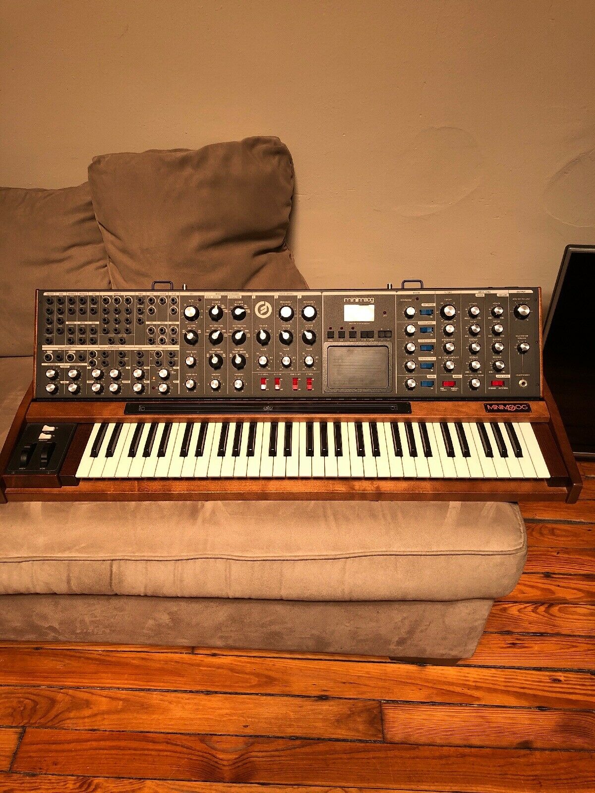 MATRIXSYNTH: Moog Voyager XL Keyboard Synthesizer