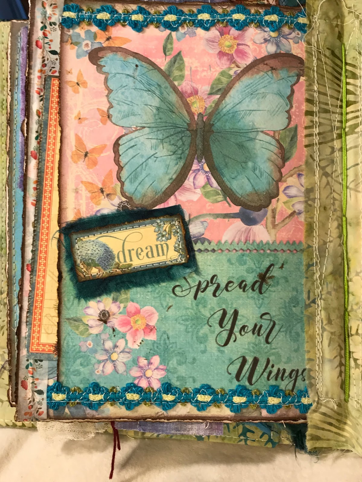 Grandmas laces: 2020 Seasons of Gratitude Year Long Journal