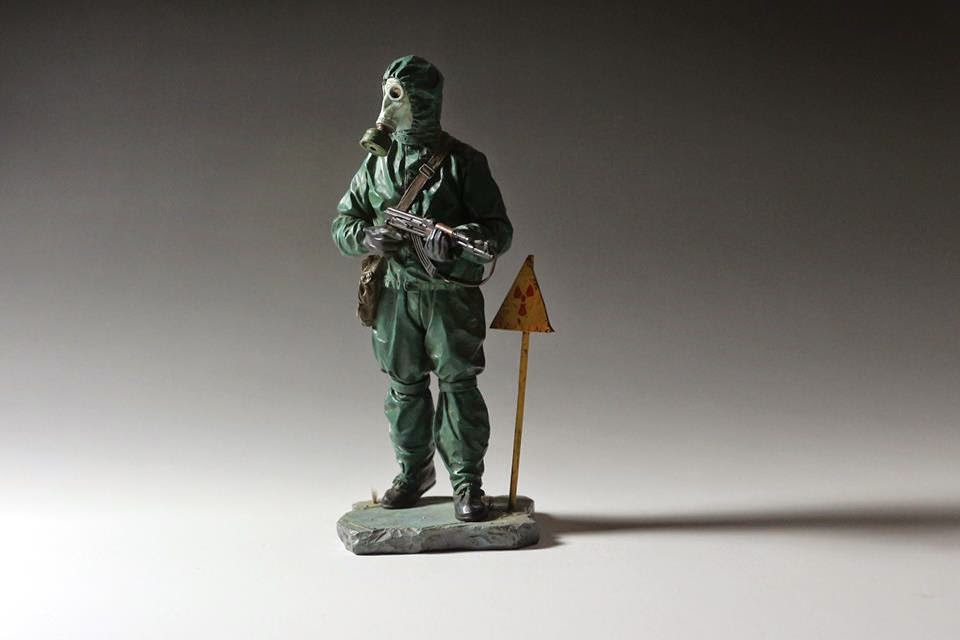 FORBIDEN TARGET: Soviet NBC soldier Esc 1/16 by Jeremy Wong