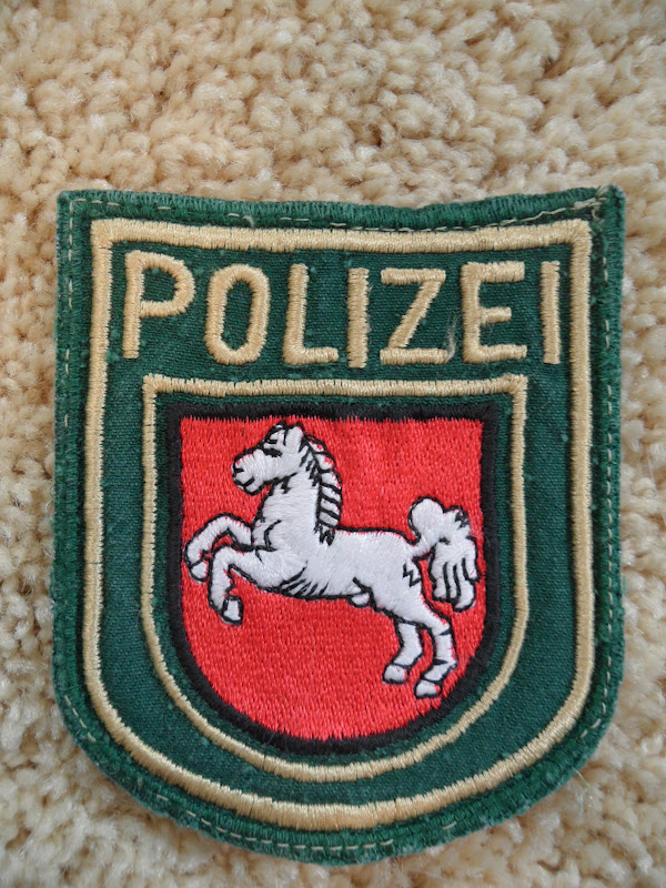 Four Bees: Polizei Ärmelabzeichen, German Police Uniform Patches