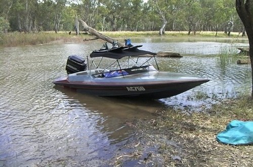 AUSSIE SKIBOATS: random; FLIGHTCRAFT DOMINATER