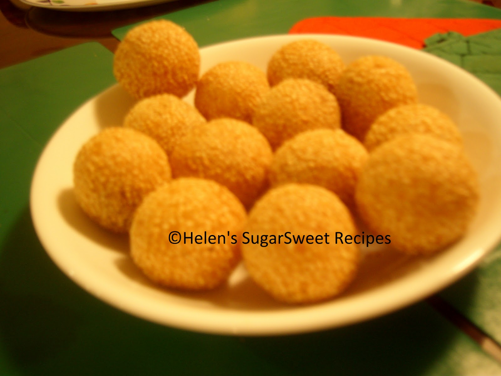 Hevil's Special Delights: 煎堆 Red Bean Sesame Balls