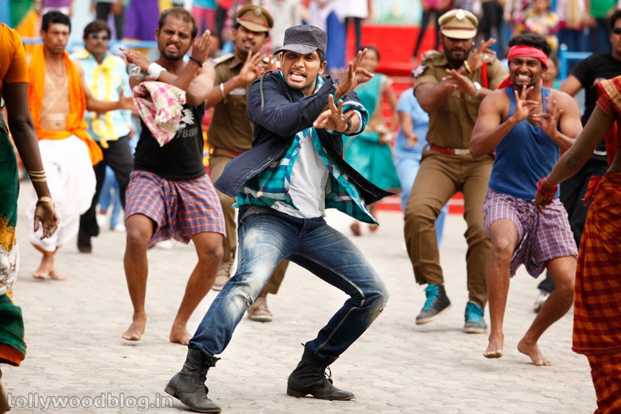 Allu Arjun's Julayi Movie photos stills