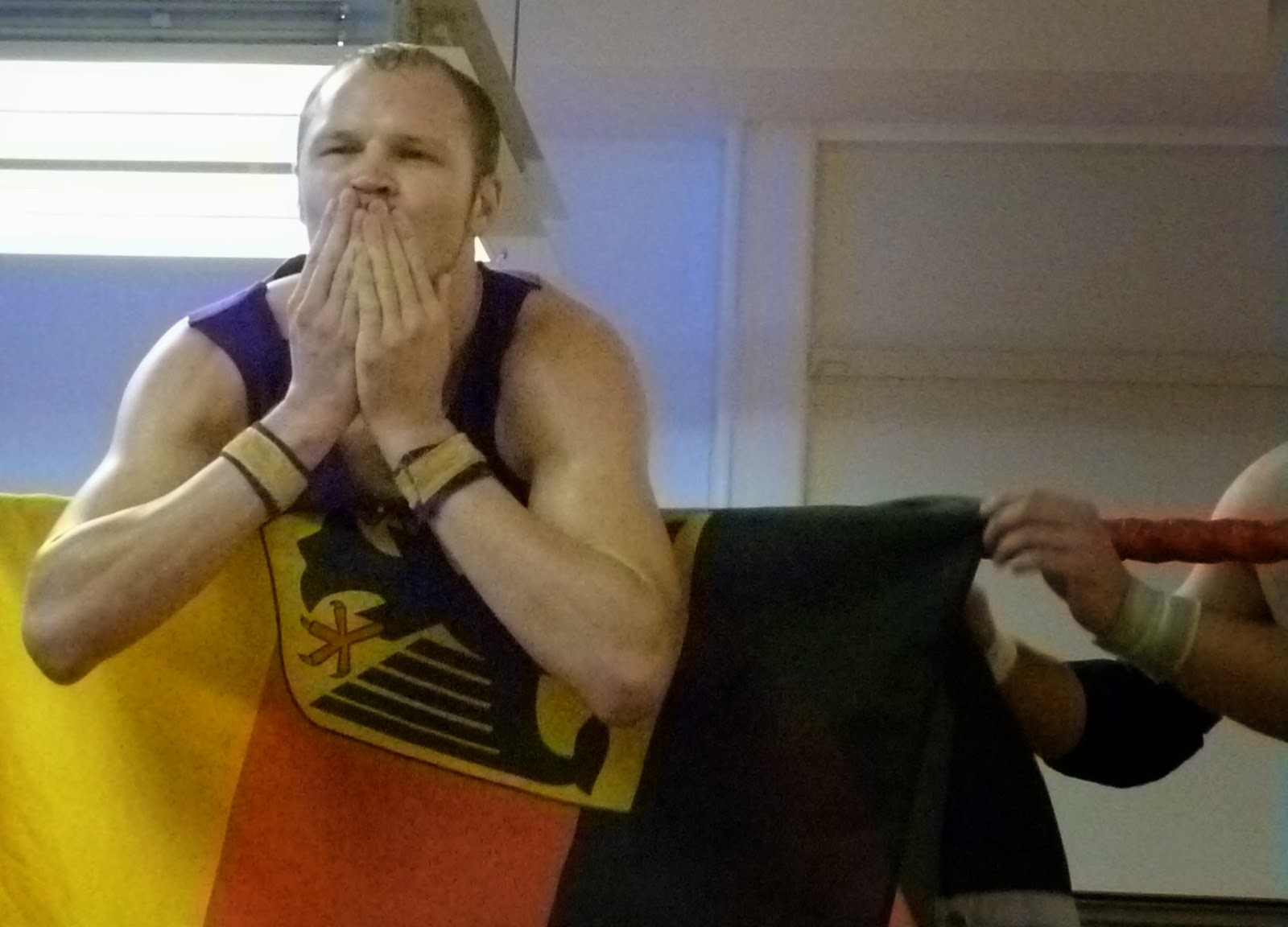 WRESTLESHOTS: RYAN SMILE V JURGEN HEIMLICH