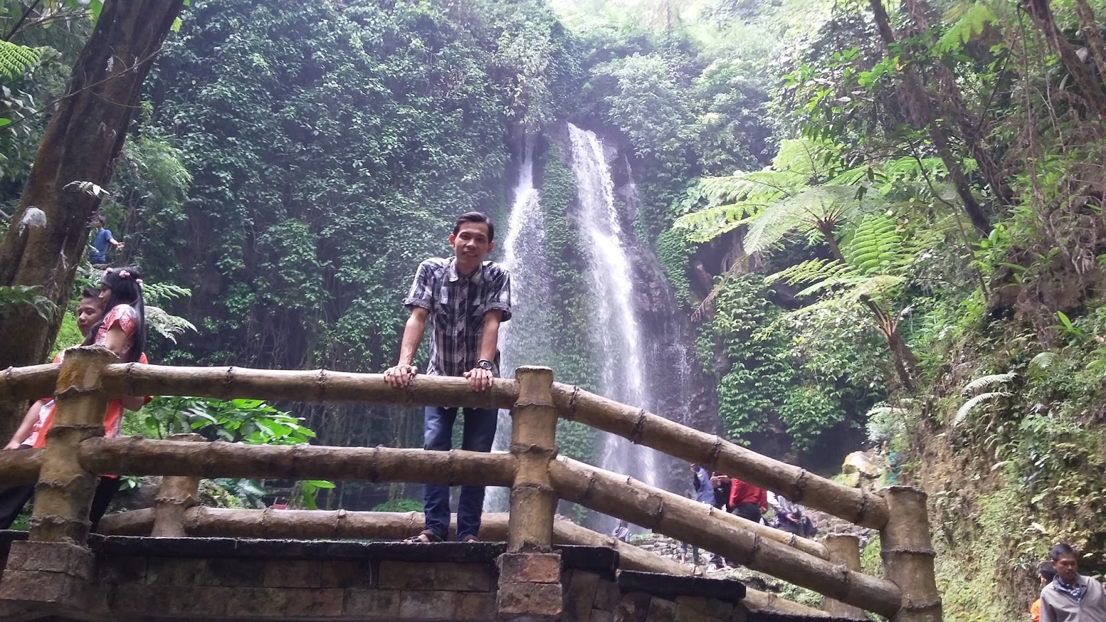 Air terjun jumog karanganyar - Noto Budiyanto