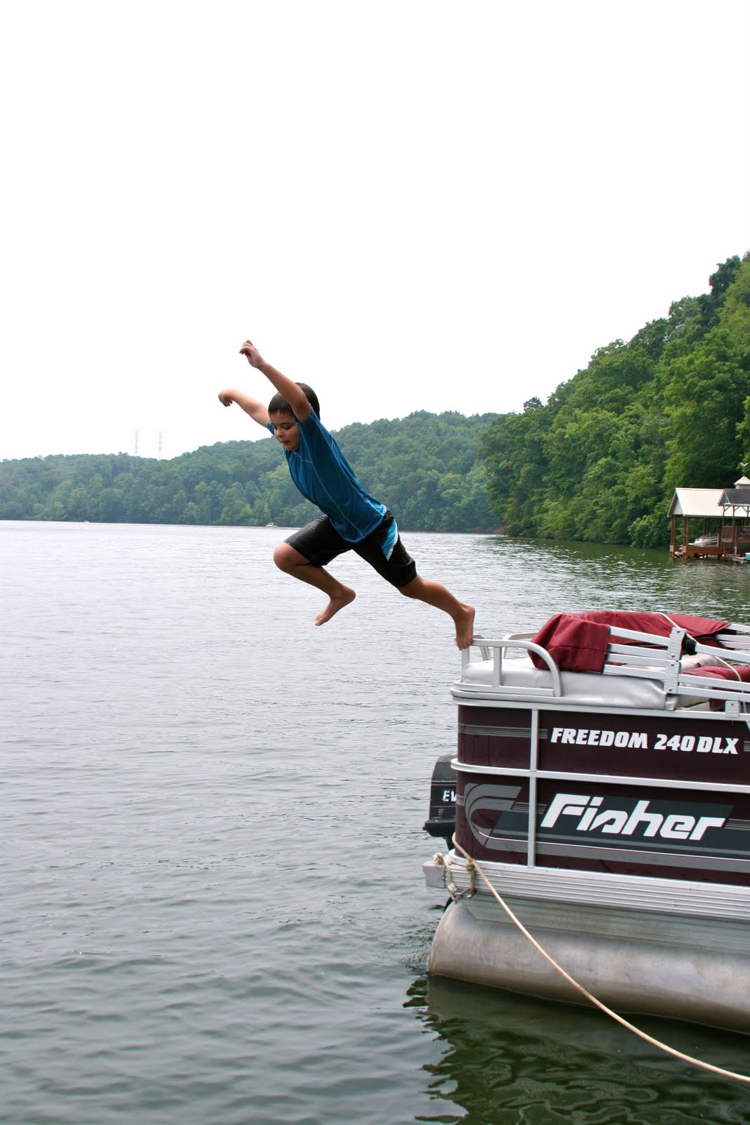 grass stains: Weekend on the lake