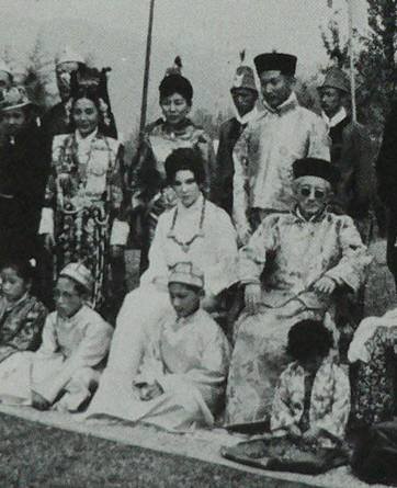 Hope Cooke and Crown Prince of Sikkim - Red Carpet Wedding