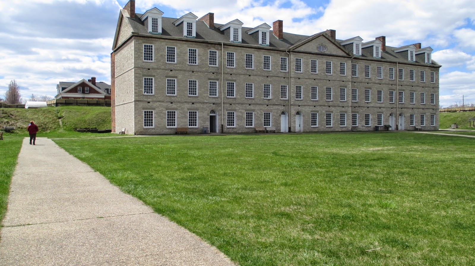 The Literate Quilter: Michigan 101: Fort Wayne in Detroit, "Where No ...