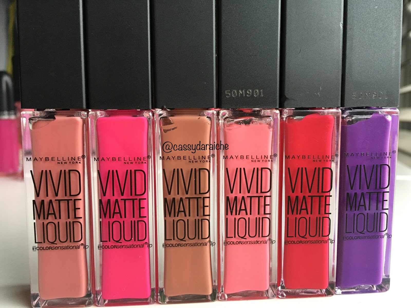 Cassy's Life in Lipstick: Maybelline Vivid Matte Liquid