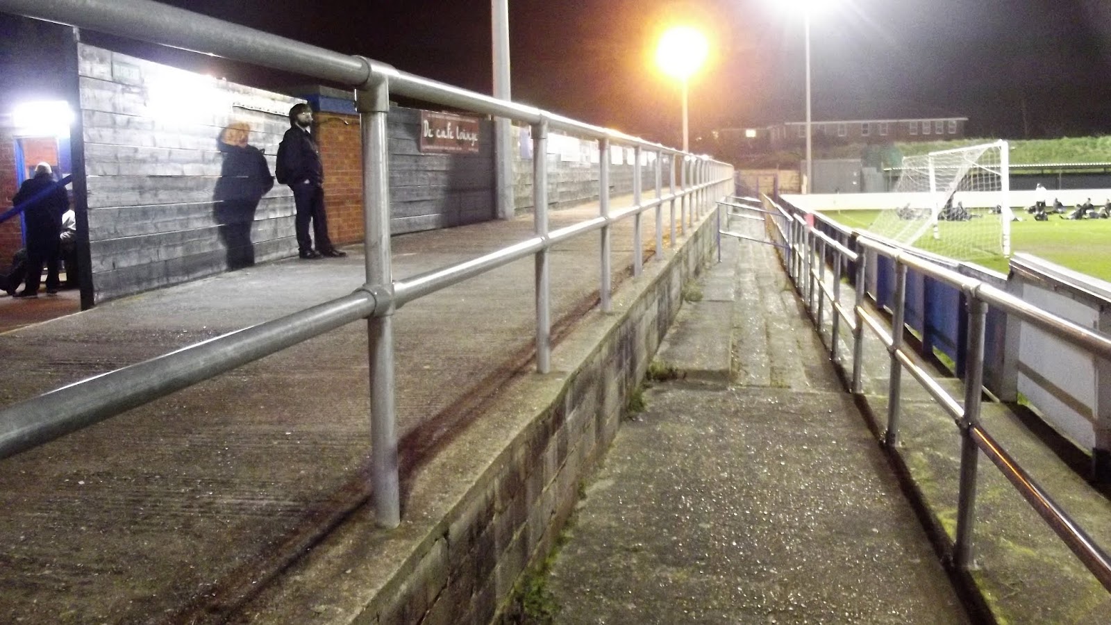 The Wycombe Wanderer: Redbridge - Oakside Stadium