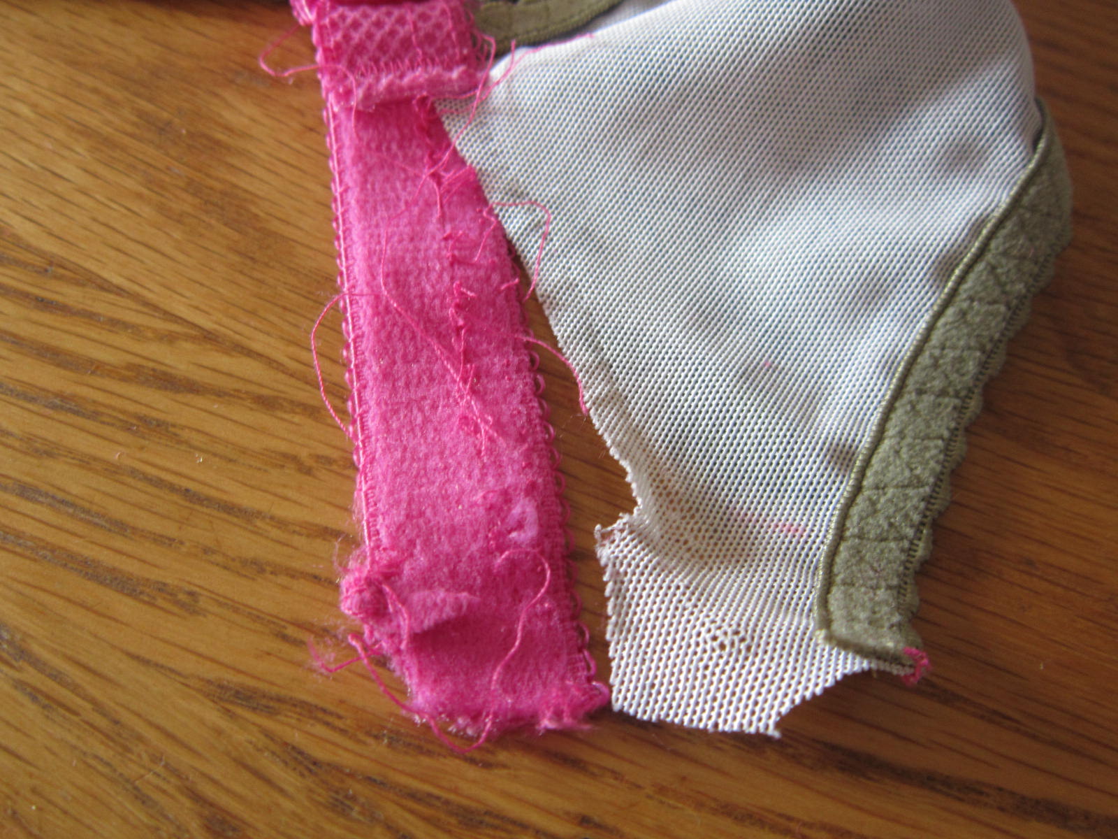 Burn the Minimisers: Shortening a bra band for the scared!