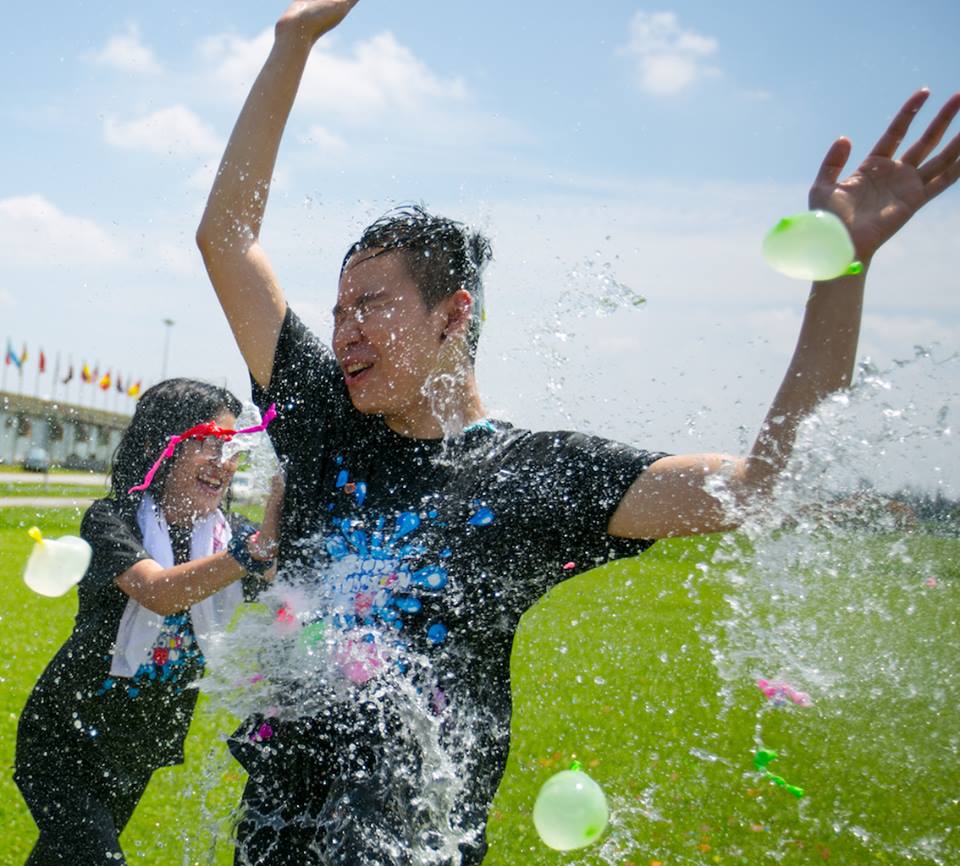 吉隆坡【Water Bubbloon Run】又来咯！约好朋友，一起疯狂奔跑、水球大战、一起High起来！重点是现在有优惠哦 ...