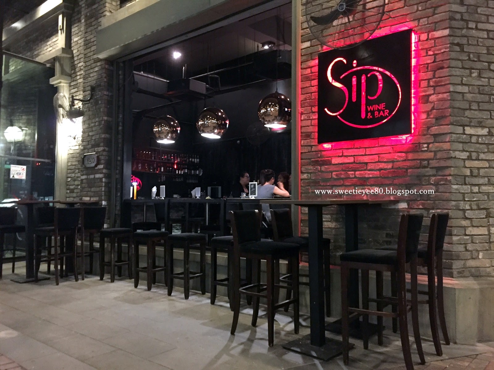 儀在1102: 「Wine Buffet」讓妳无限畅饮葡萄美酒 | Wine Buffet at SIP Wine & Bar KL ...