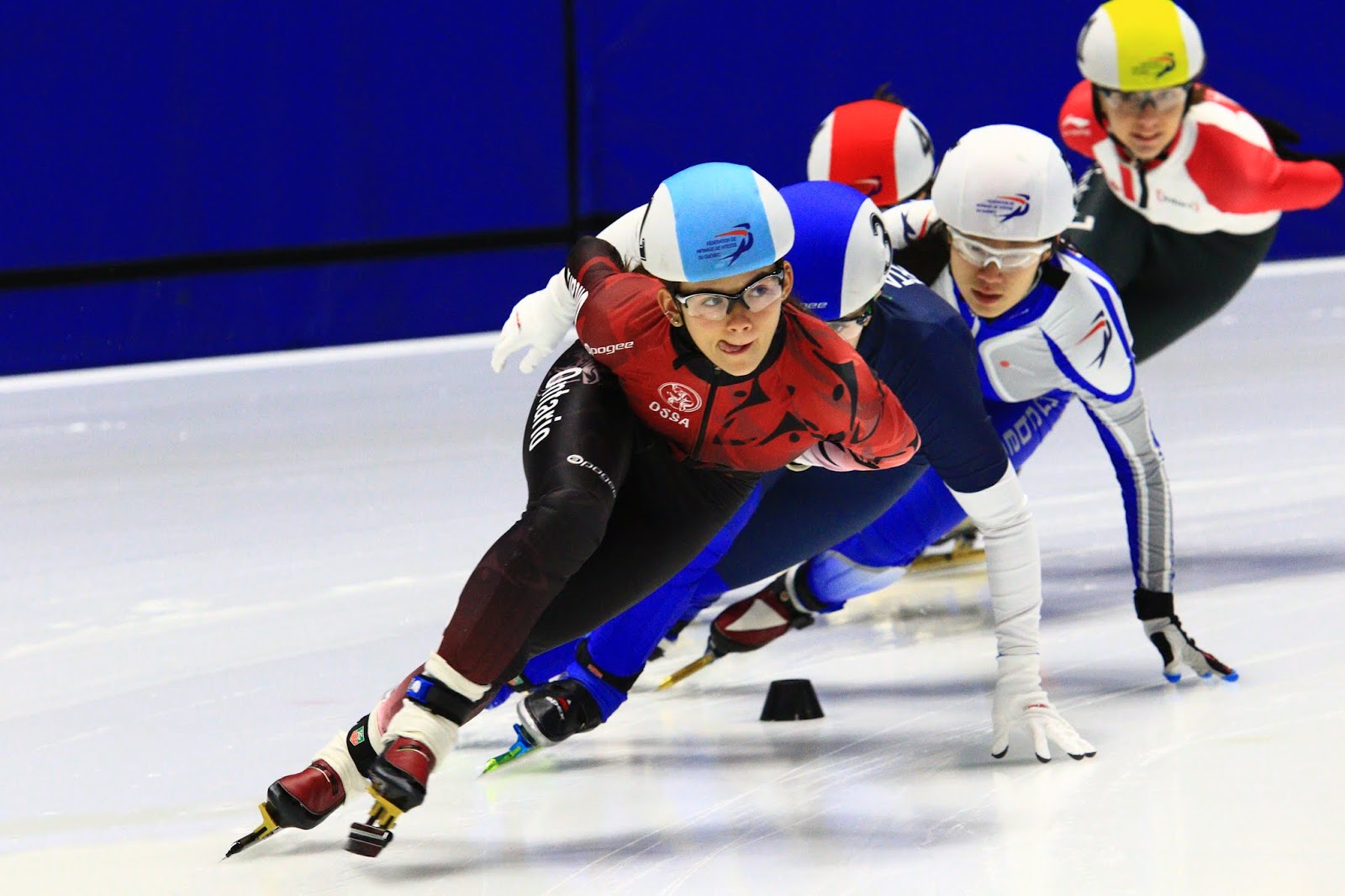 Canadian Junior Short Track Championships: Claudia Heeney and Nicolas ...