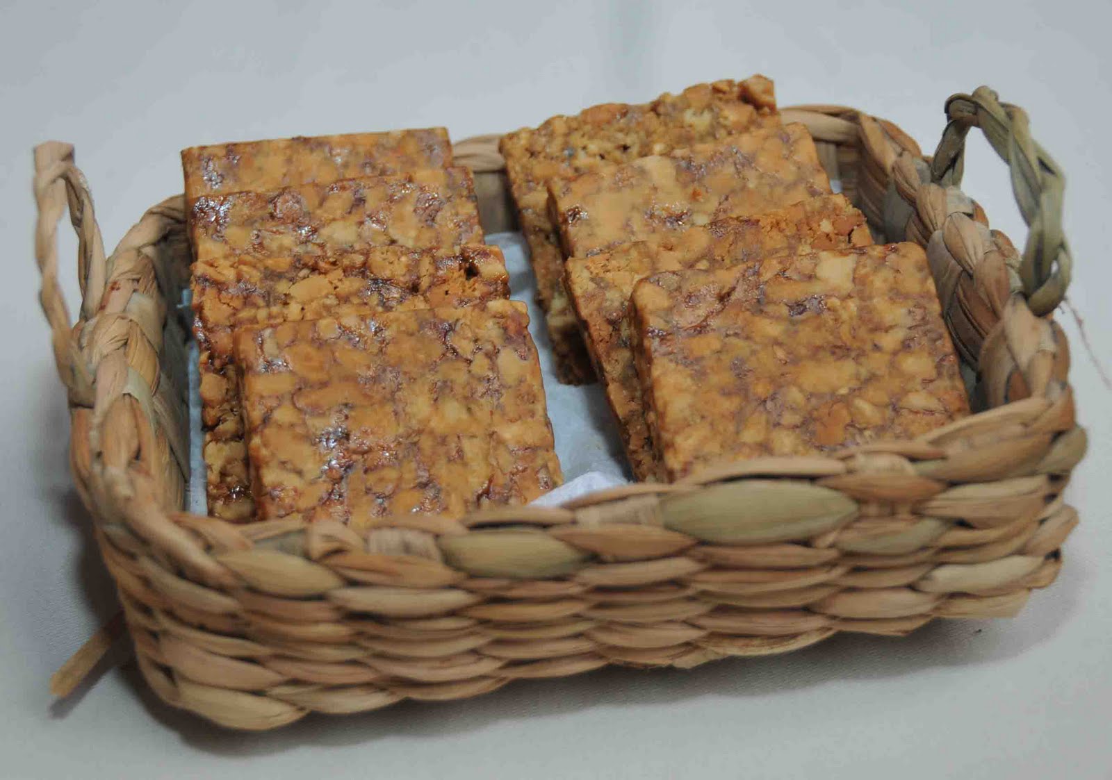 Elizabeth Du-Bois Curcio - Dulce Perú: Turrón de maní