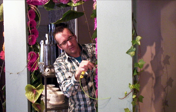 The Floral World of David Ragg