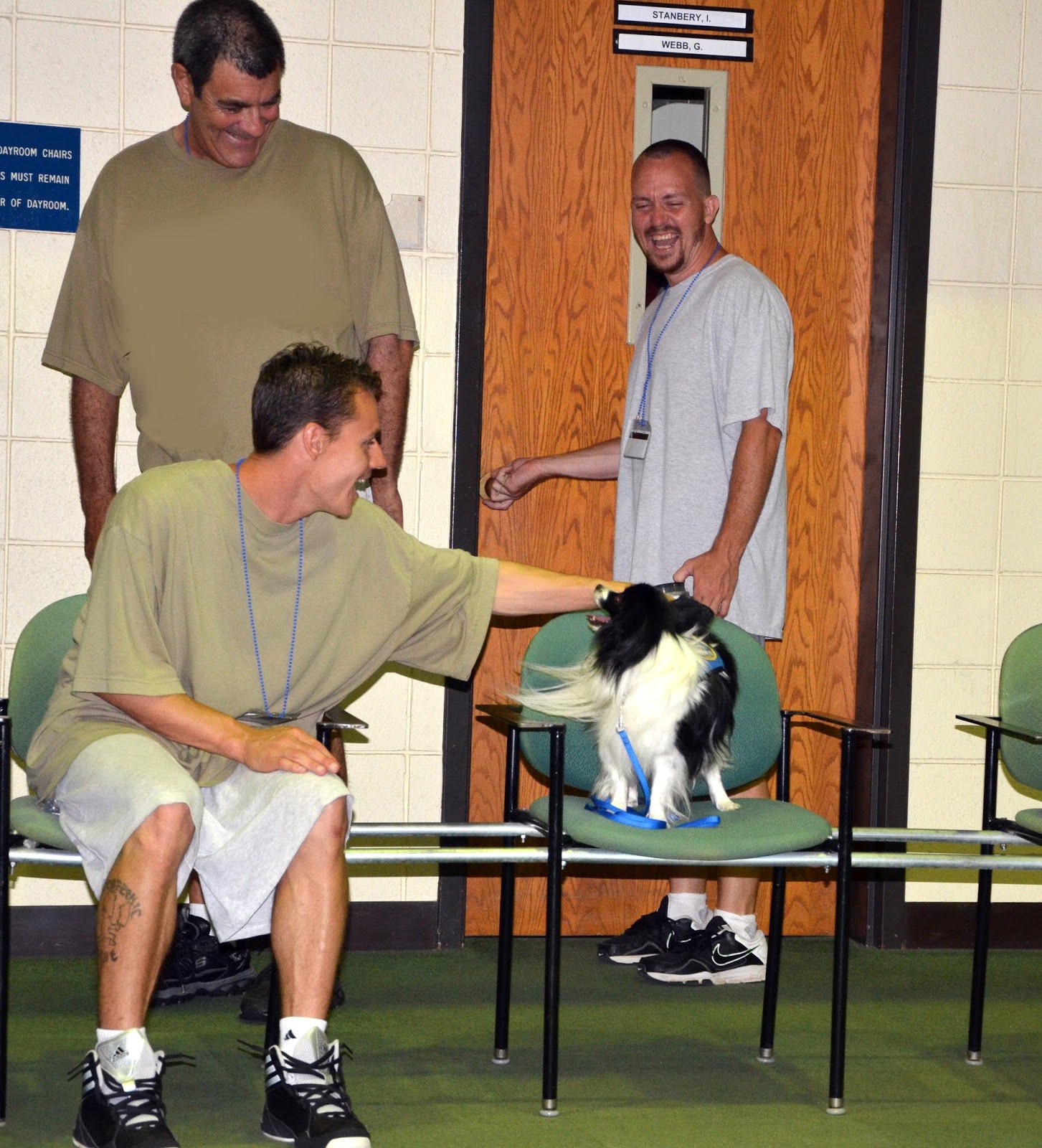 PRISON DOG PROGRAMS ~ BRIDGES and PATHWAYS of COURAGE: OSHKOSH ...
