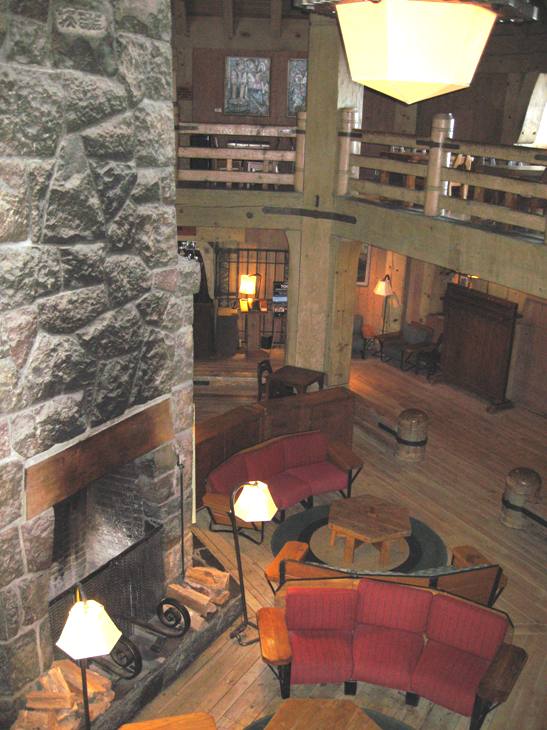 SW Oregon Architect: Timberline Lodge