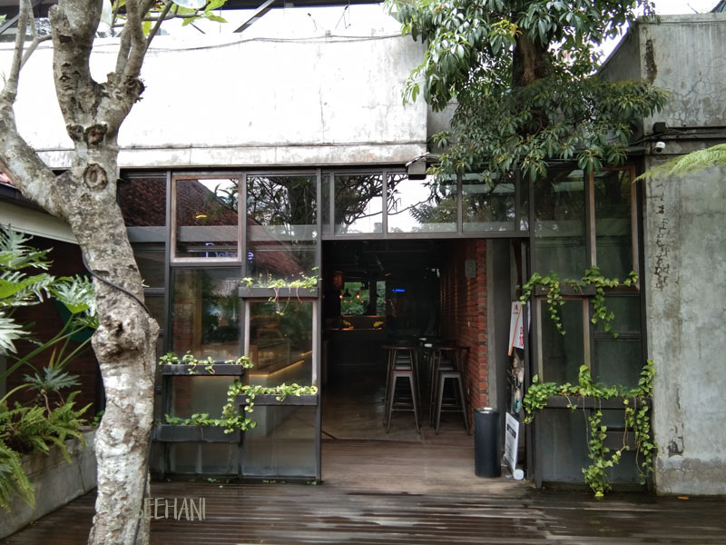 Sarapan Siang di One Eighty Coffee and Music