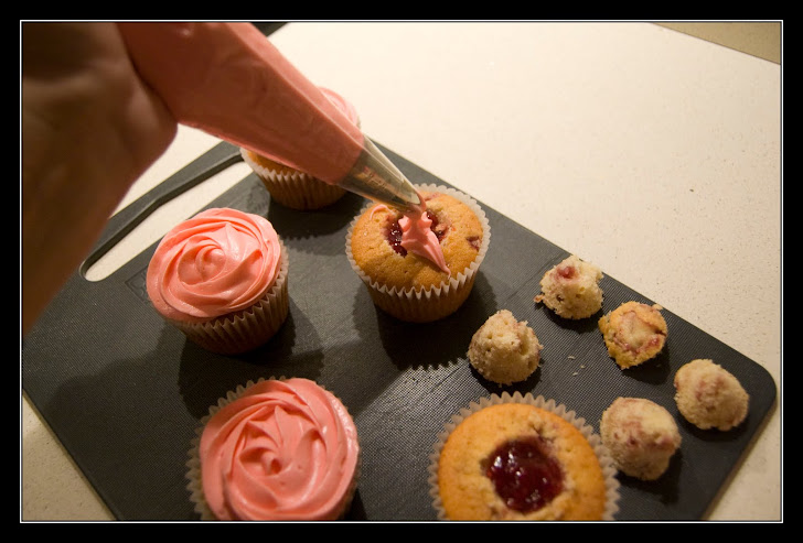 Lisa Fedo - beads 4u: sortija peyote de HELLO KITTY