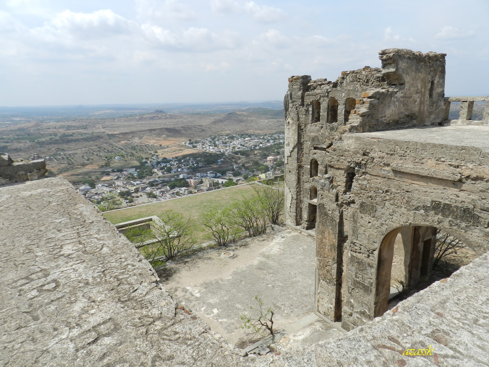 Calm-Sojourner: Bhongir Fort