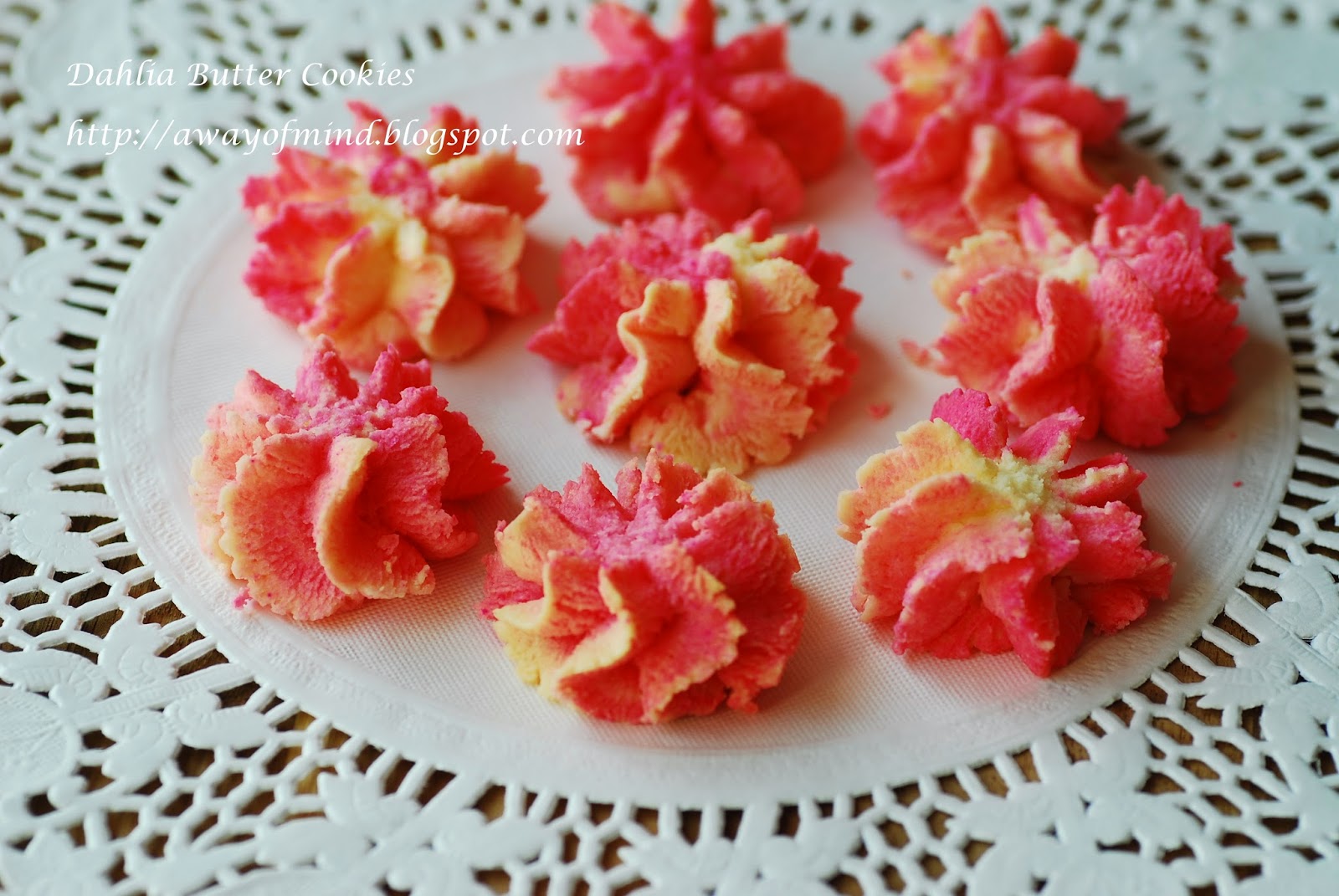 Awayofmind Bakery House: Dahlia Butter Cookies (Kuih Semperit 花开福贵牛油饼）