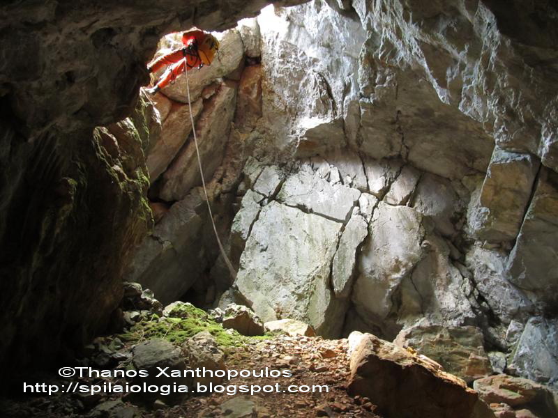 ΣΠΗΛΑΙΟΛΟΓΙΑ - SPELEOLOGY IN GREECE : Βάραθρο "Κατσούλα" - Νομός Αργολίδας