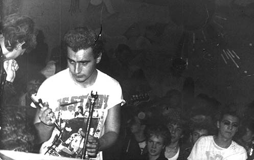 hardcore punk: CHAIN REACTION - Gabbie EP (1985)