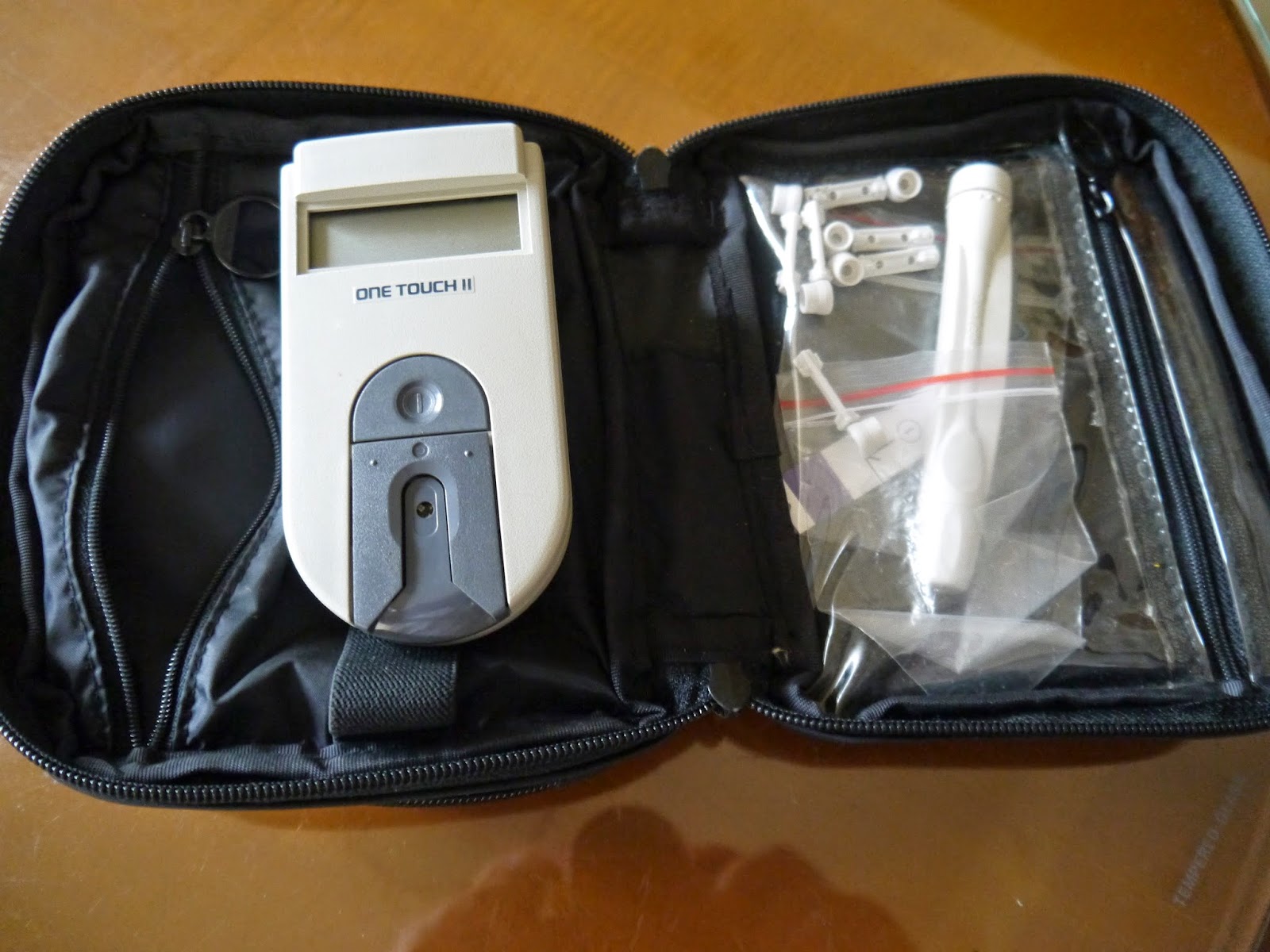 OneTouch UltraEasy blood glucose meter | 真幸福