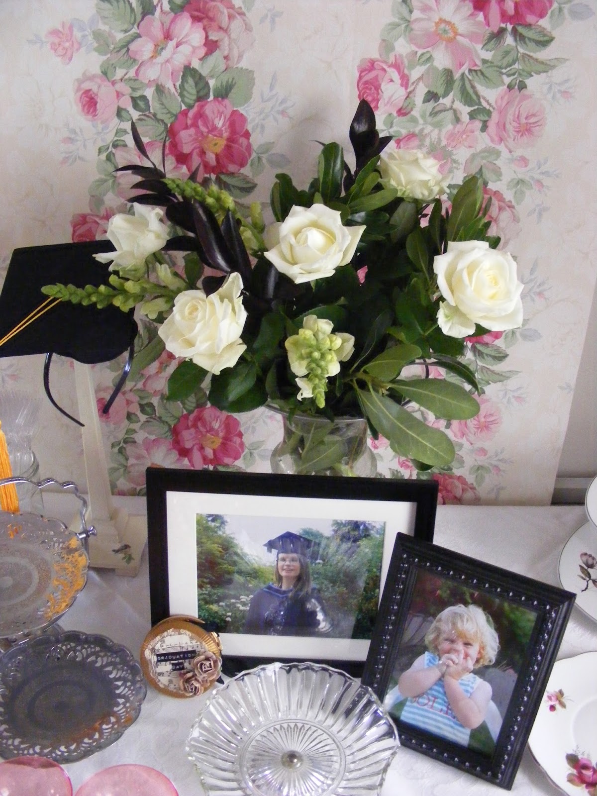 Vintage Follie: Graduation Tea Party