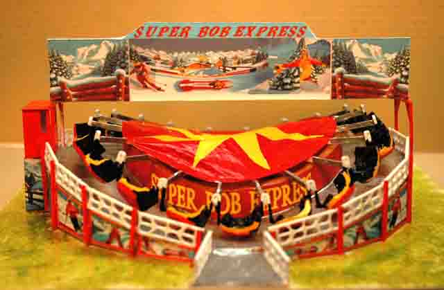 Mini-Manèges: R.A.H - Les Manèges