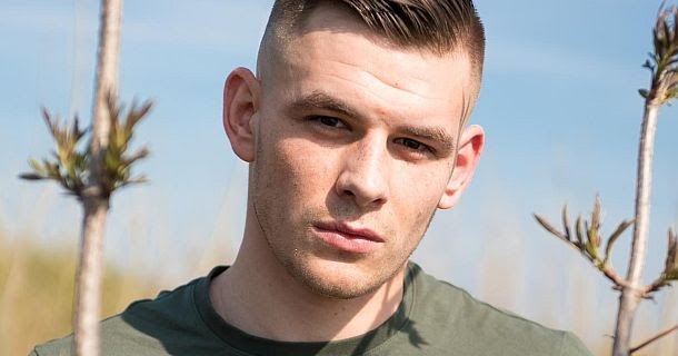 Favorite Hunks & Other Things: A Walk in the Woods: Tomas D by Bodytorium