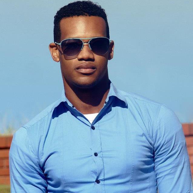 Ayanda shoots Xulu. End of Season 1 and Muzi Xulu leave Uzalo for good