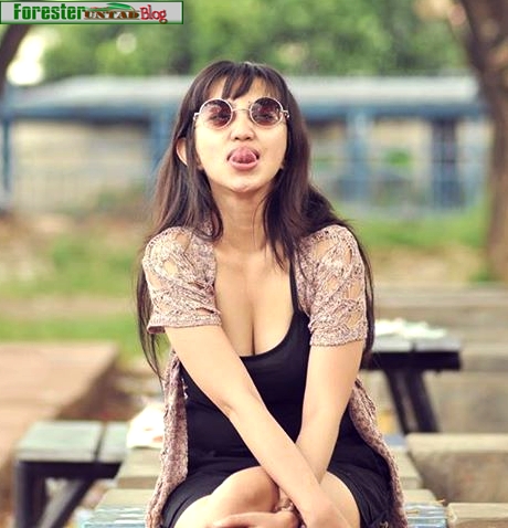 cewek cantik dan bibir seksi ~ FORESTER UNTAD BLOG