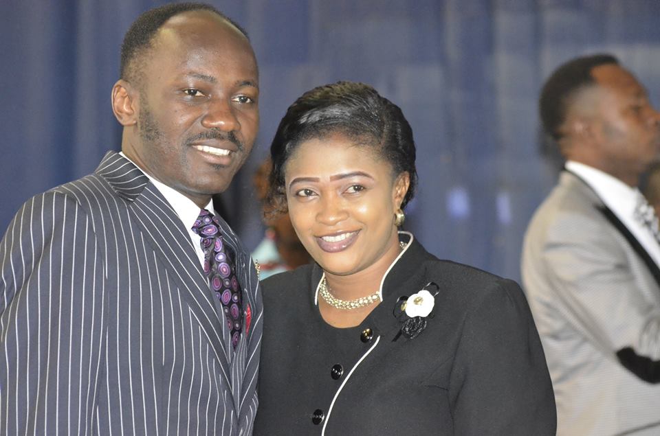 Welcome To Ajayi's Blog: Apostle Johnson Suleman and wife loved up in ...