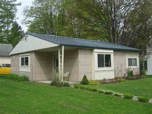 Instant House: The Lustron House