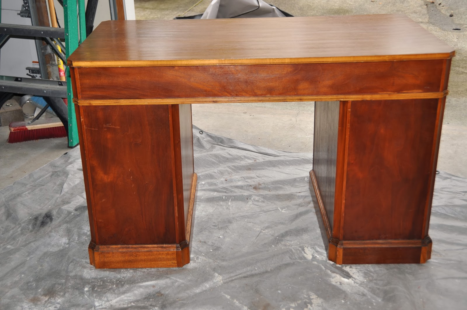 Sweetly Chic: Elegant Country Chic Desk