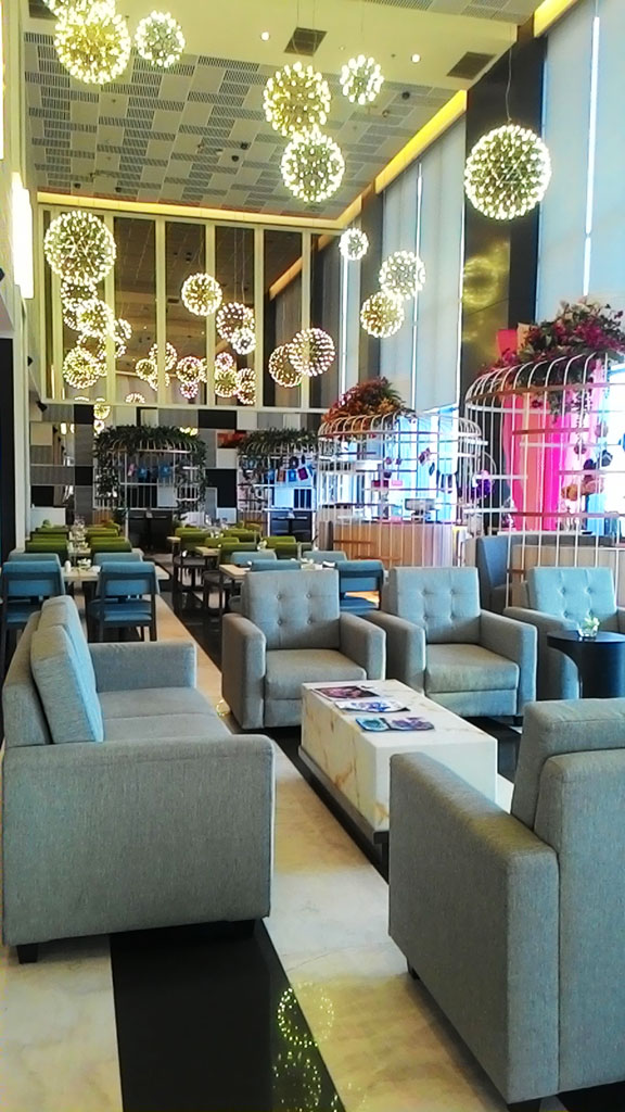 Being Martina: Review Hotel : Harris Vertu Harmoni