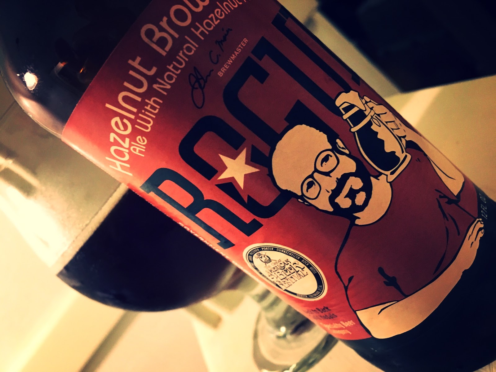 A Crafty Look: Beer Blog: Rogue Hazelnut Brown Nectar