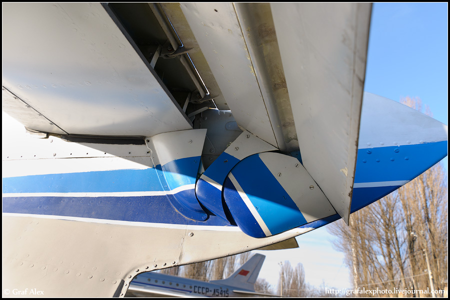 SPOTavia: Largest Antonov aircraft and the largest airplane in the ...