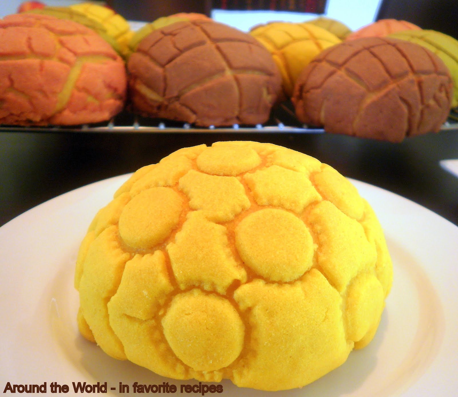 Around the World - in favorite recipes: Conchas - Mexican Sweet Buns