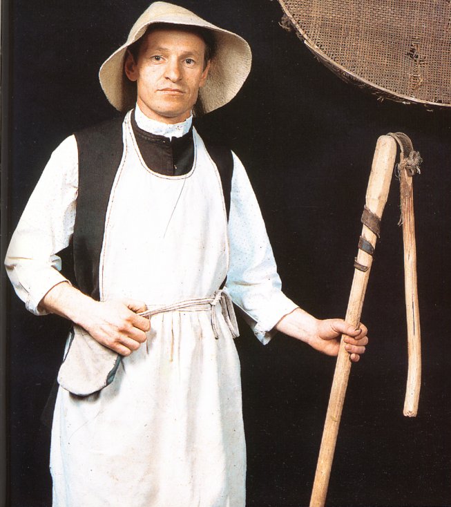 FolkCostume&Embroidery: Village costume of Tatarstan