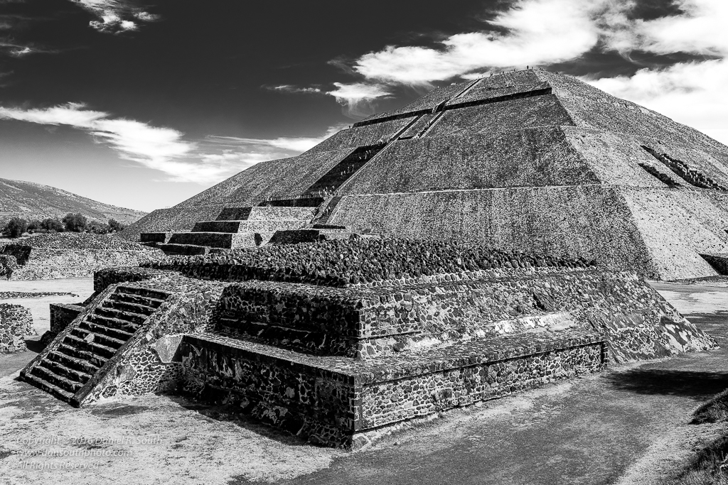 Light Happens: Pyramid of the Sun
