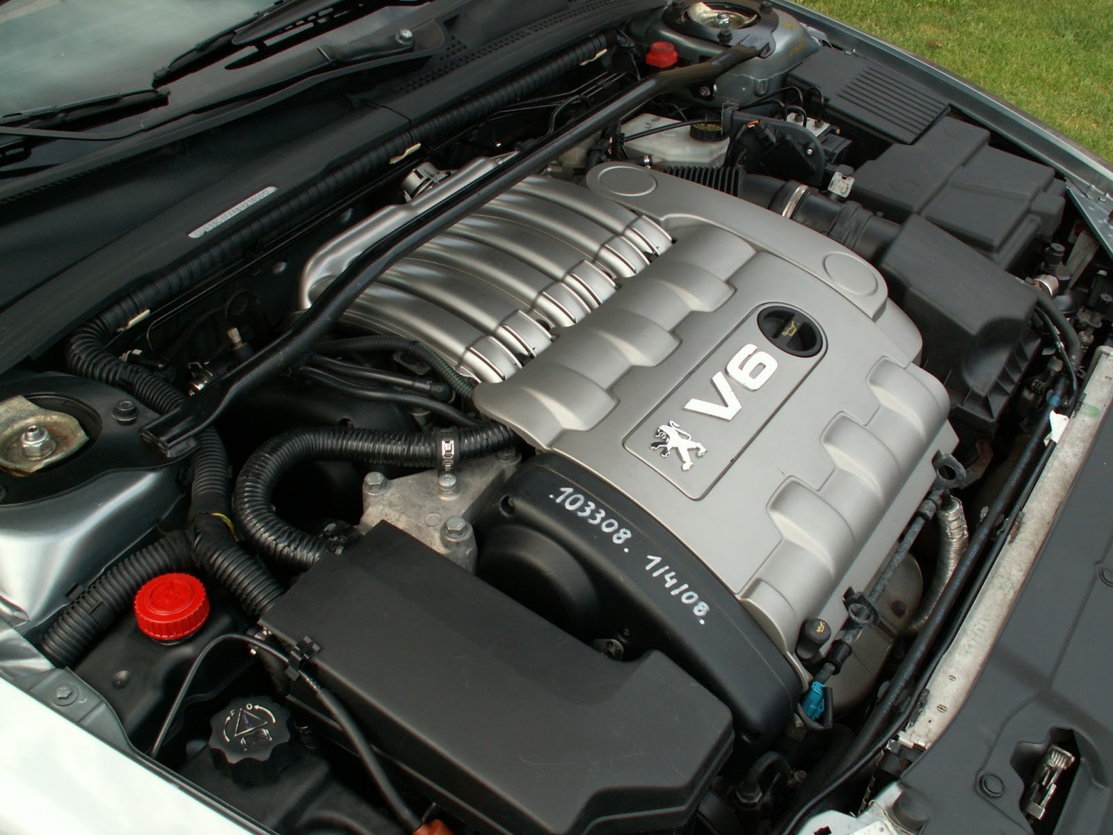 Coupé 406 Settant Anni: Moteur V6 du coupé 406.